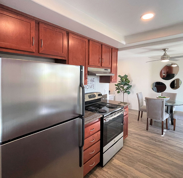 Bella Del Mar - Apartments in Del Mar, CA