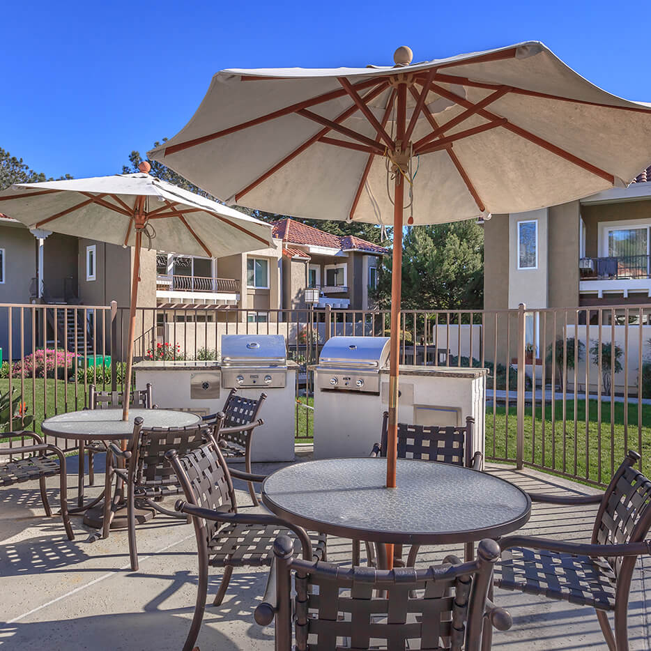 Bella Del Mar - Apartments in Del Mar, CA