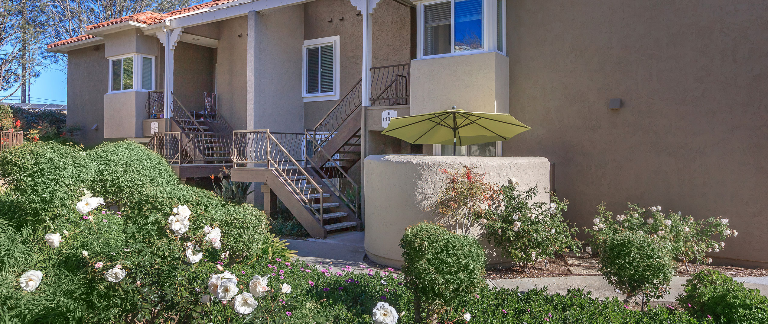 Bella Del Mar - Apartments in Del Mar, CA